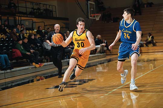 Huskies men look to figure out road woes at Parkside | News, Sports ...